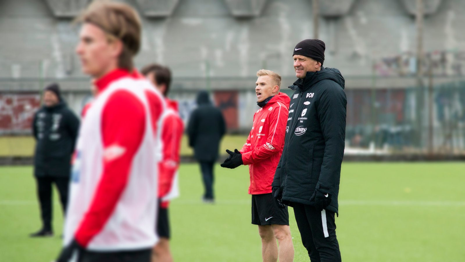 LAN: - Viktigere å vise seg frem nå / Brann