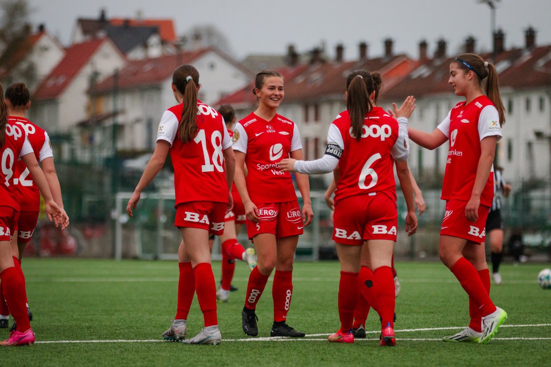 Siste nytt fra Brann-Akademiet / Brann